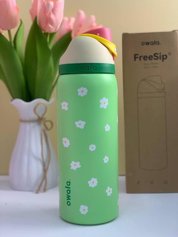 32 oz. Owala Darling Daisy UO Exclusive FreeSip Stainless Steel Water ...