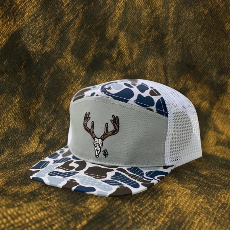 Vintage Deer Skull Hunting Camo 7-Panel Flat Bill Hat, Hunting Trucker ...