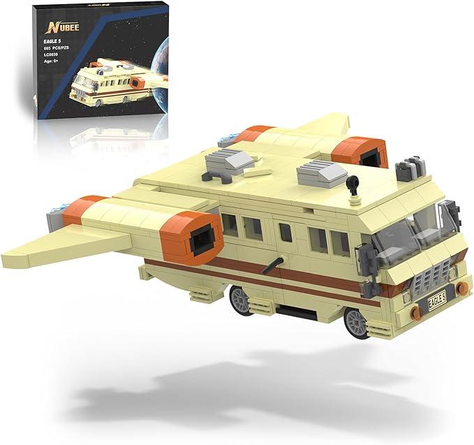 Spaceballs Eagle 5 Building Set with Cockpit, Hyper-Jets, Periscope ...